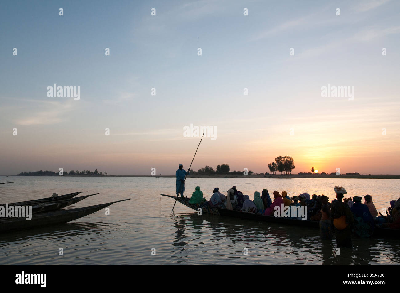 Colonial africa sunset hi-res stock photography and images - Alamy