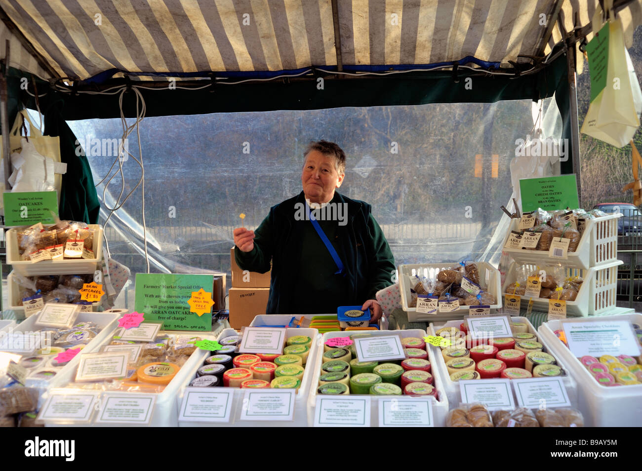 A farmers market in Edinburgh, Scotland Stock Photo - Alamy