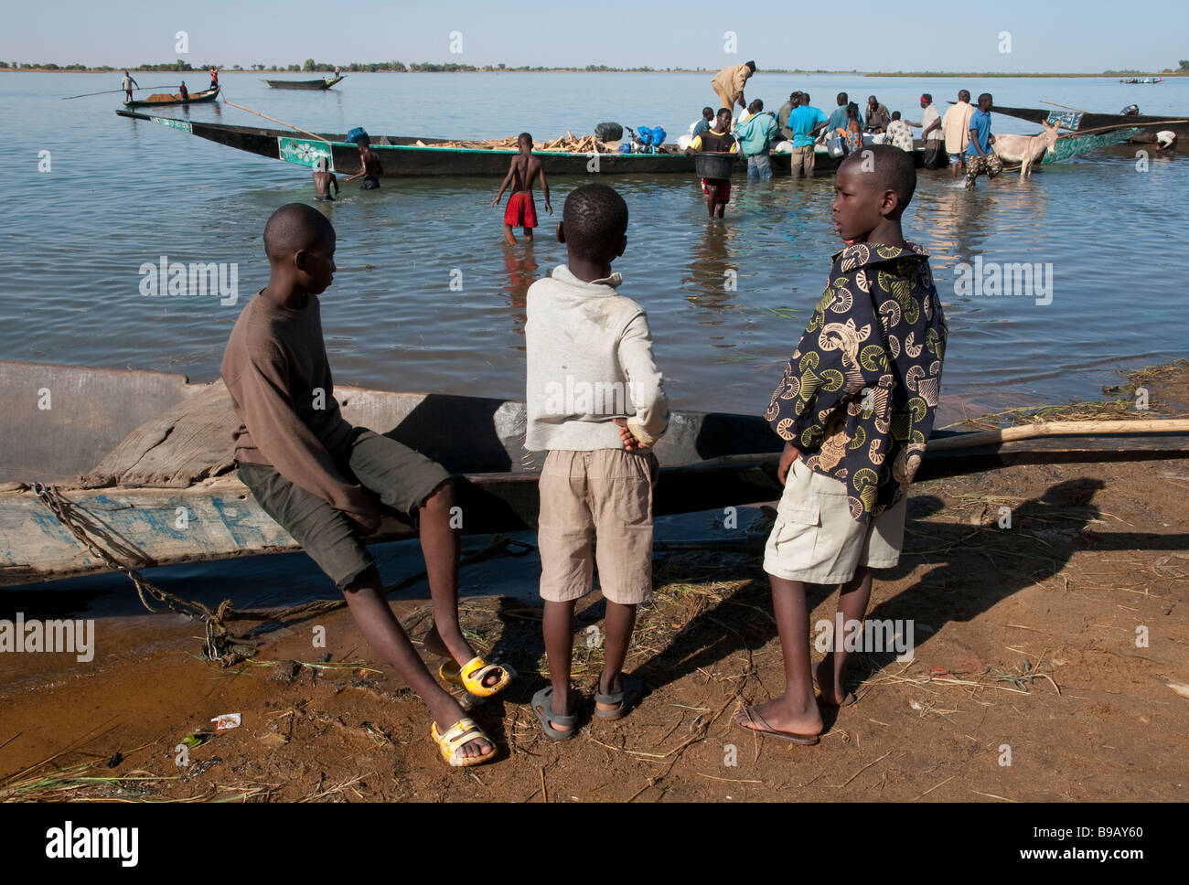 West Africa Mali Segou River Niger Daily activities on the river banks ...