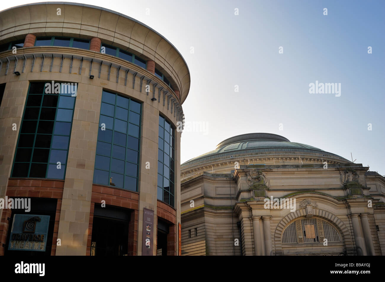 Circular buildings hi-res stock photography and images - Alamy