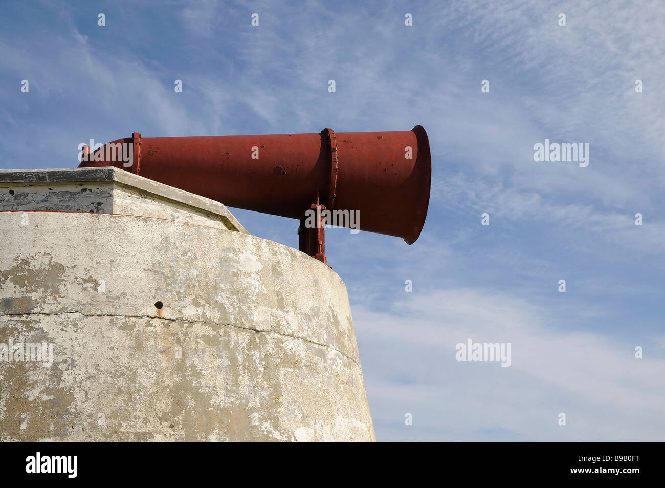 Foghorn horn hi-res stock photography and images - Alamy