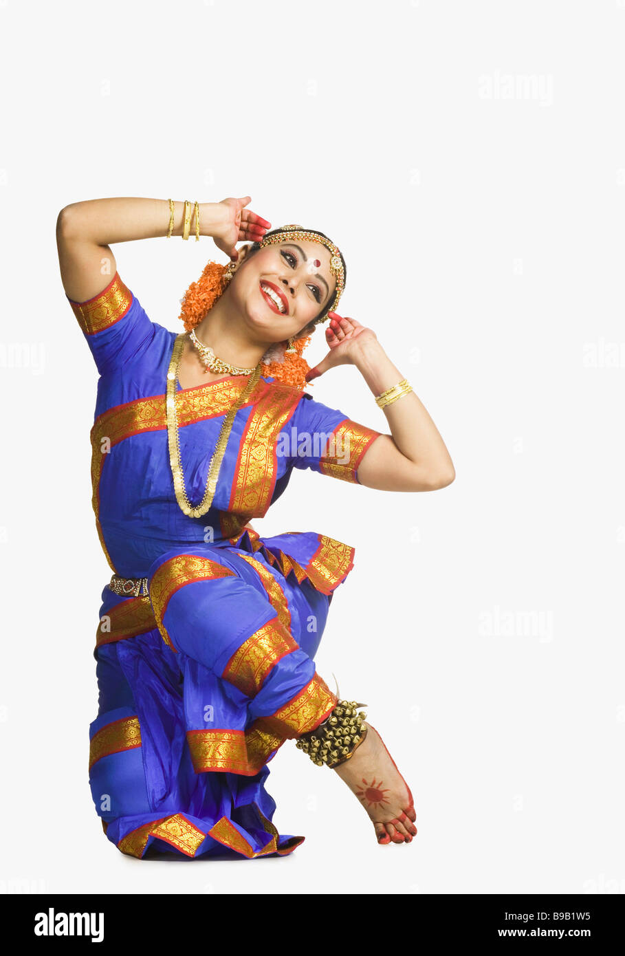 Full Length Bharatanatyam Classical Dancer High Resolution Stock ...