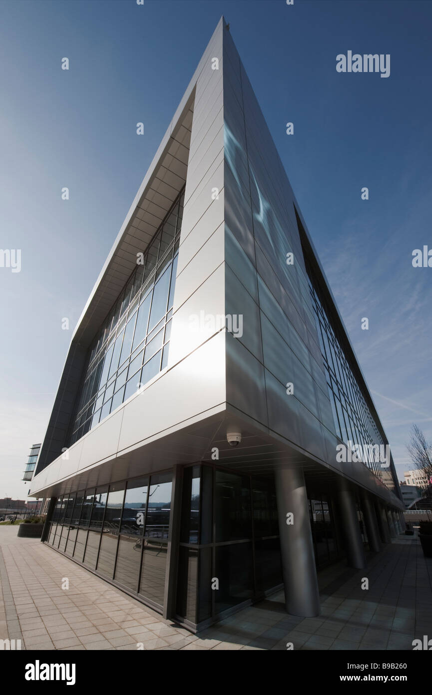 Modern abstract building hi-res stock photography and images - Alamy