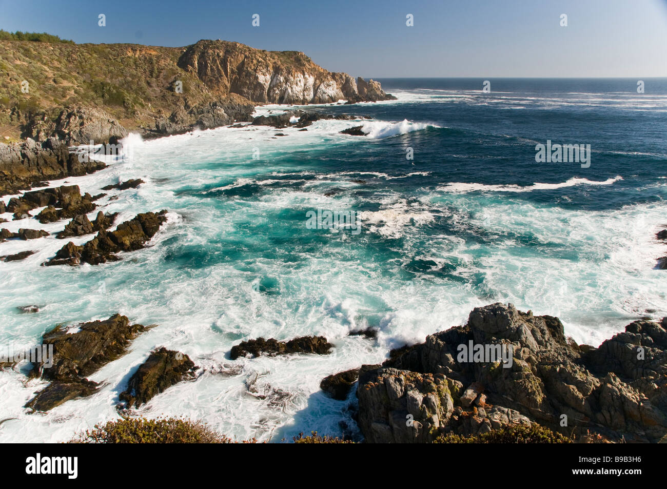 Panoramic view valparaíso coastal hi-res stock photography and images ...