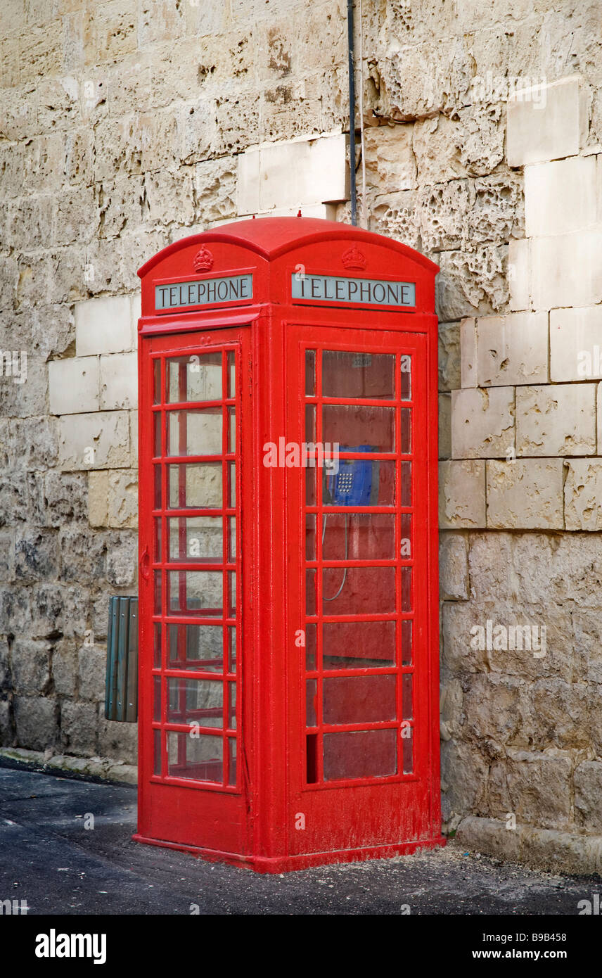 Classic english telephone box design hi-res stock photography and ...
