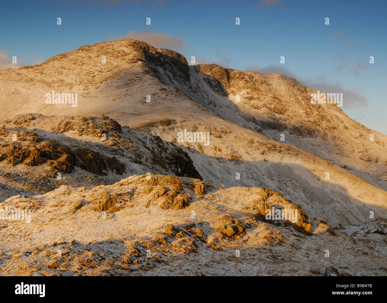 Bowfell in Snow, Great Langdale, Lake District Stock Photo - Alamy