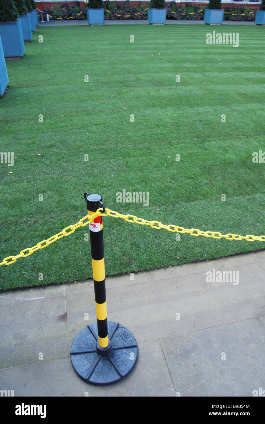 Grass turf railing Victoria & Albert Museum Stock Photo - Alamy