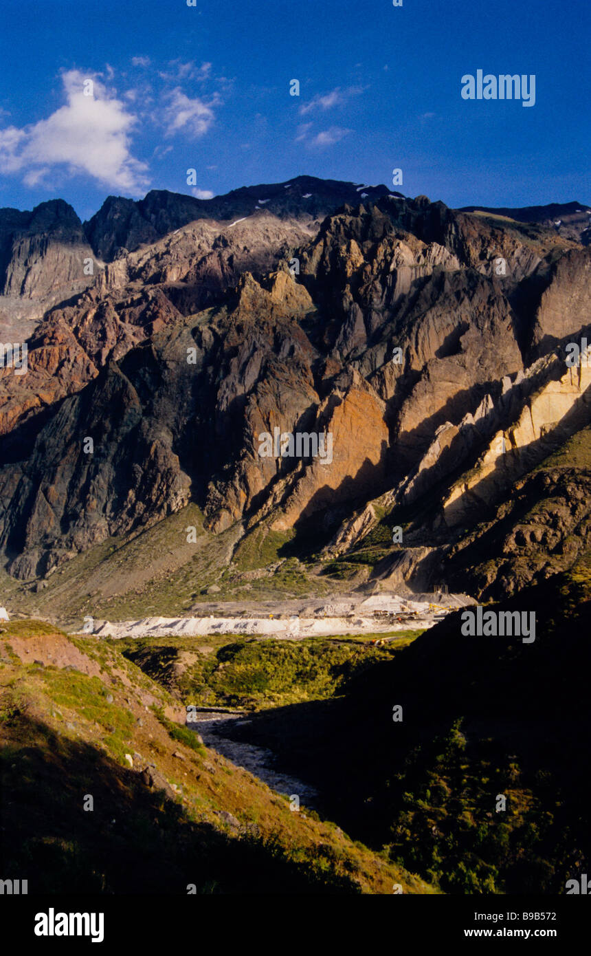 El Morado Valley, Peak and Lake Stock Photo - Alamy