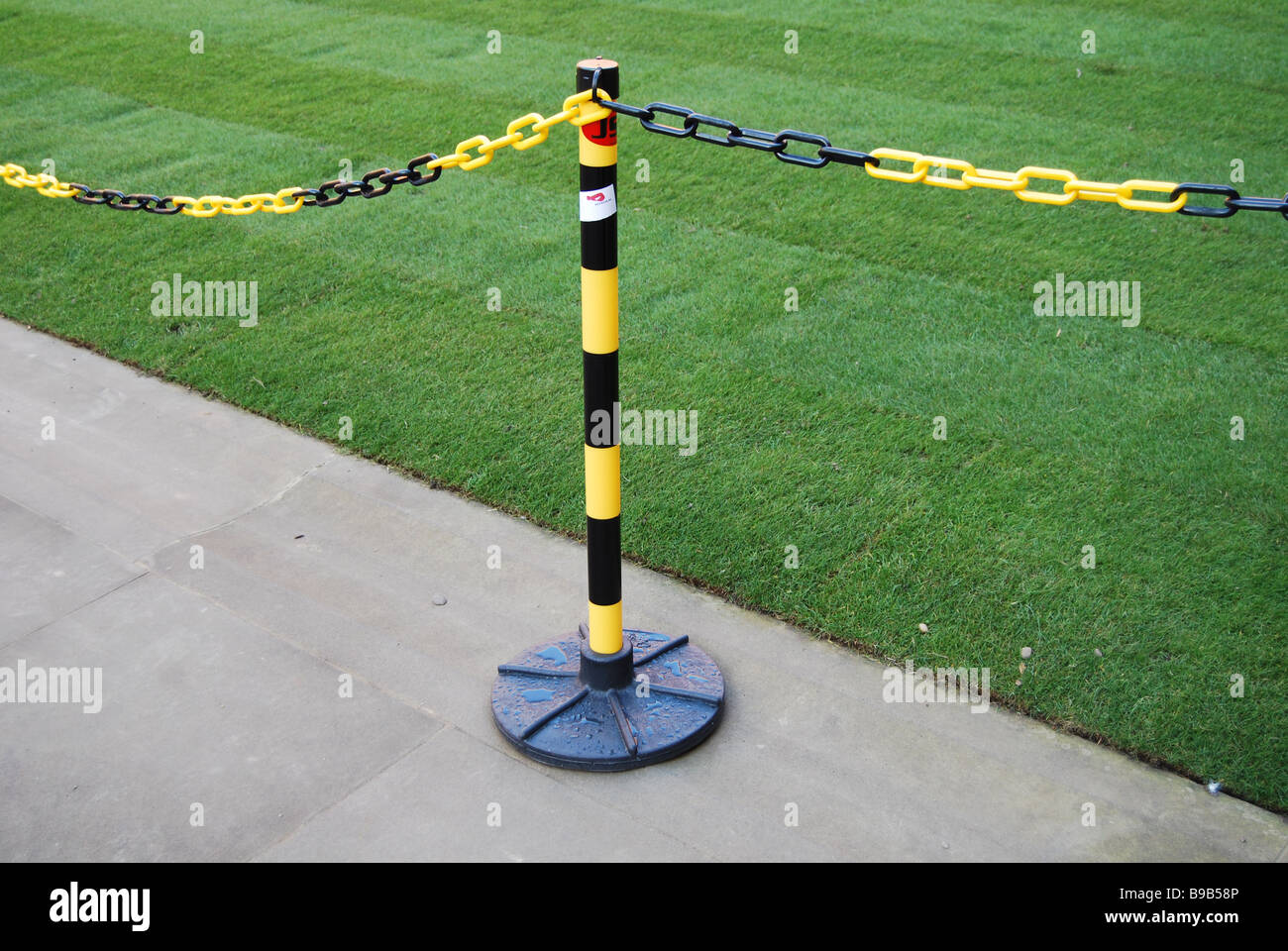 Grass turf railing Victoria & Albert Museum Stock Photo - Alamy