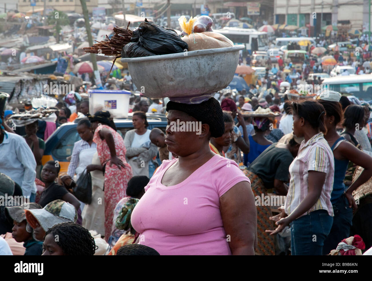 Western Africa Central Ghana Kumasi Kejita market is the largest market ...