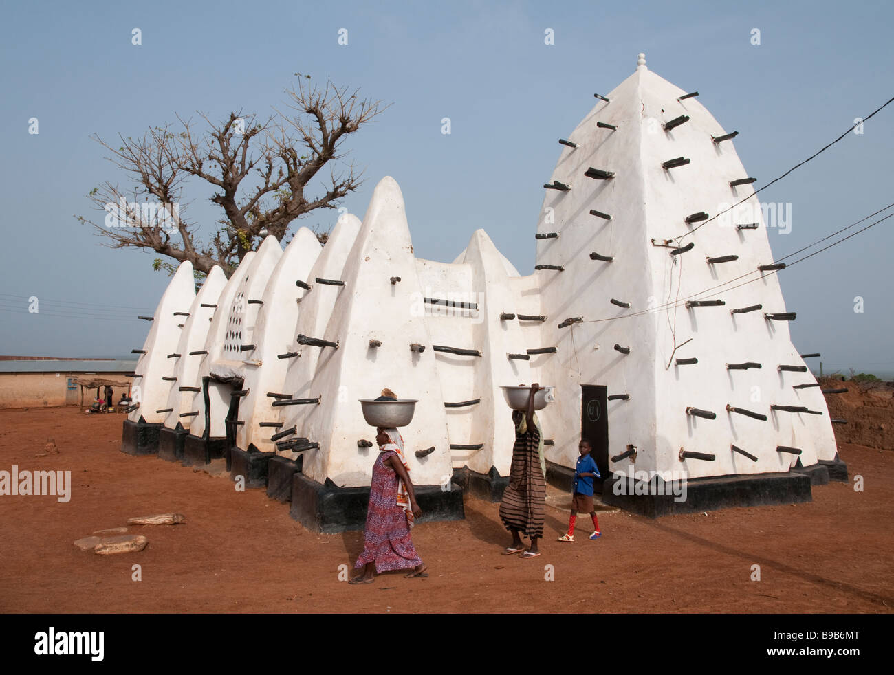 West africa Ghana Larabanga Mud and Stick sudanic style mosque Stock ...