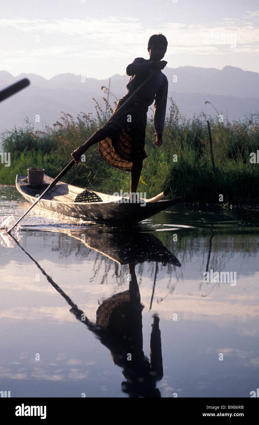 Leg rower on Inle Lake Stock Photo - Alamy