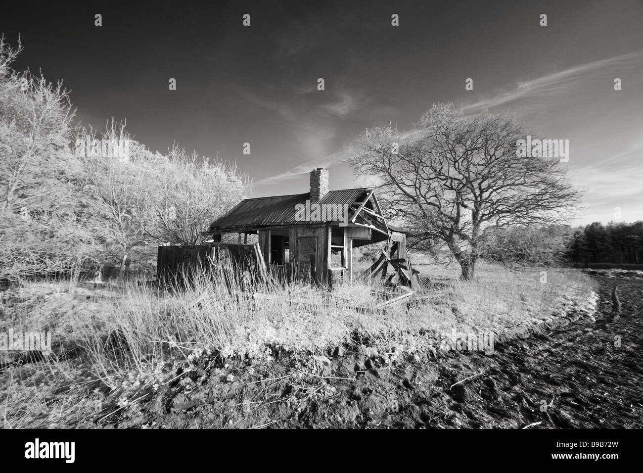 A Dilapidated "Tide Cottage" set in the Norfolk Countryside, Great ...