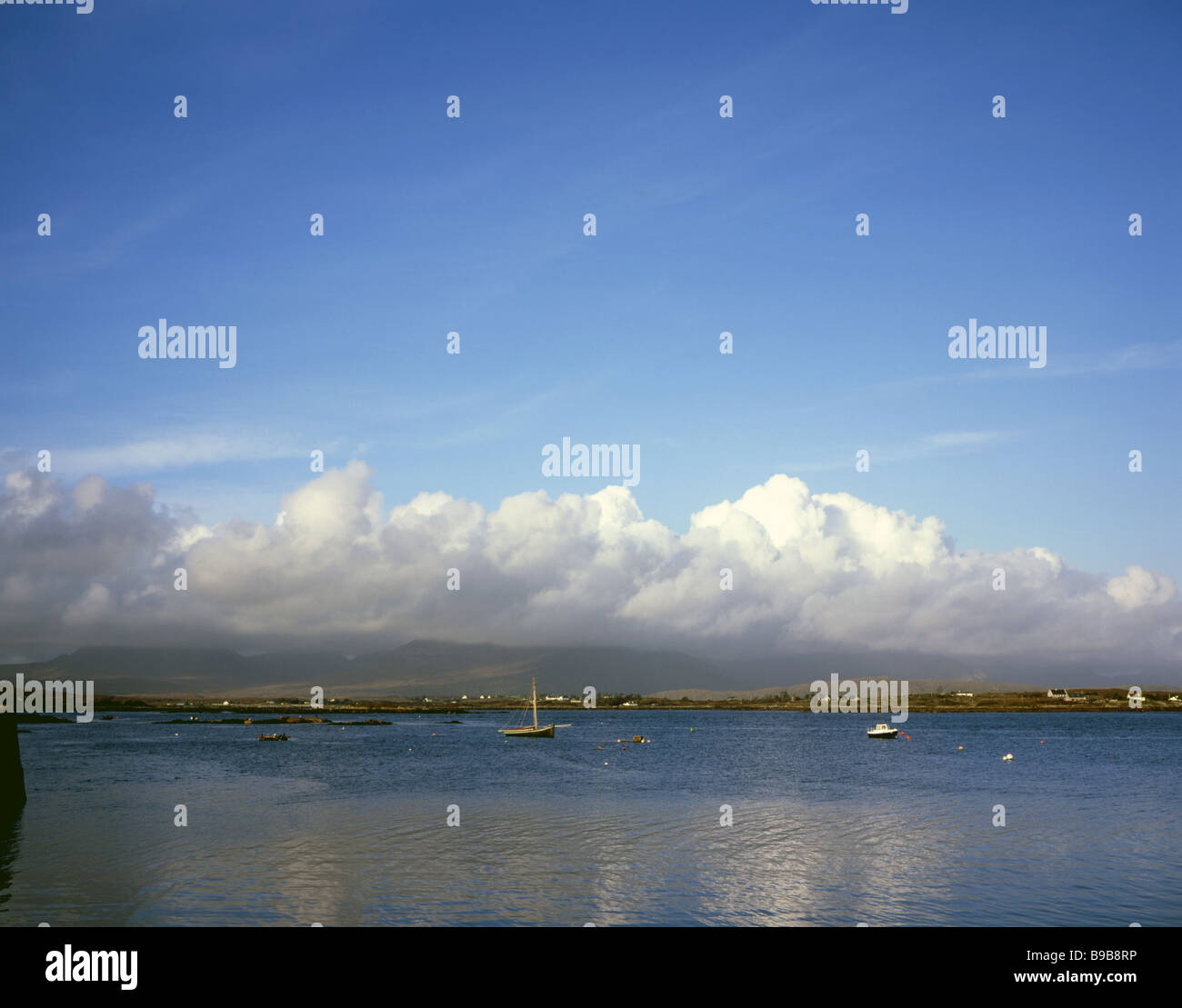 Roundstone bay mamturk mountains in hi-res stock photography and images ...