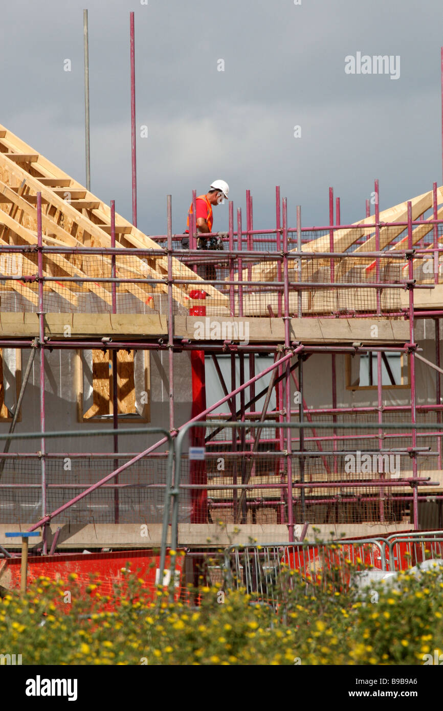 New housing estate being built by builders Stock Photo - Alamy