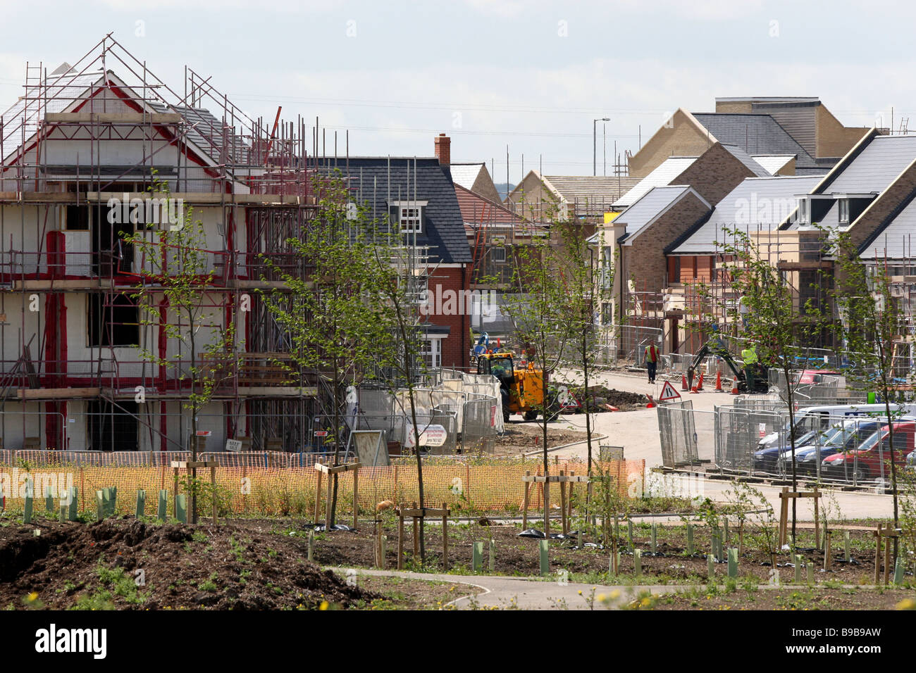 New housing estate being built by builders Stock Photo - Alamy
