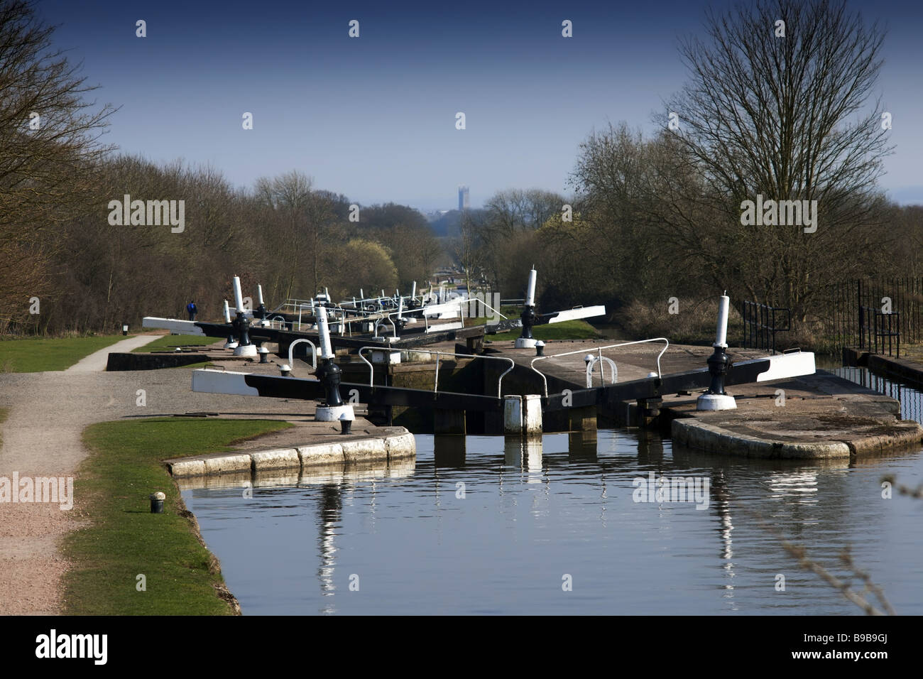 Warwick gates hi-res stock photography and images - Alamy
