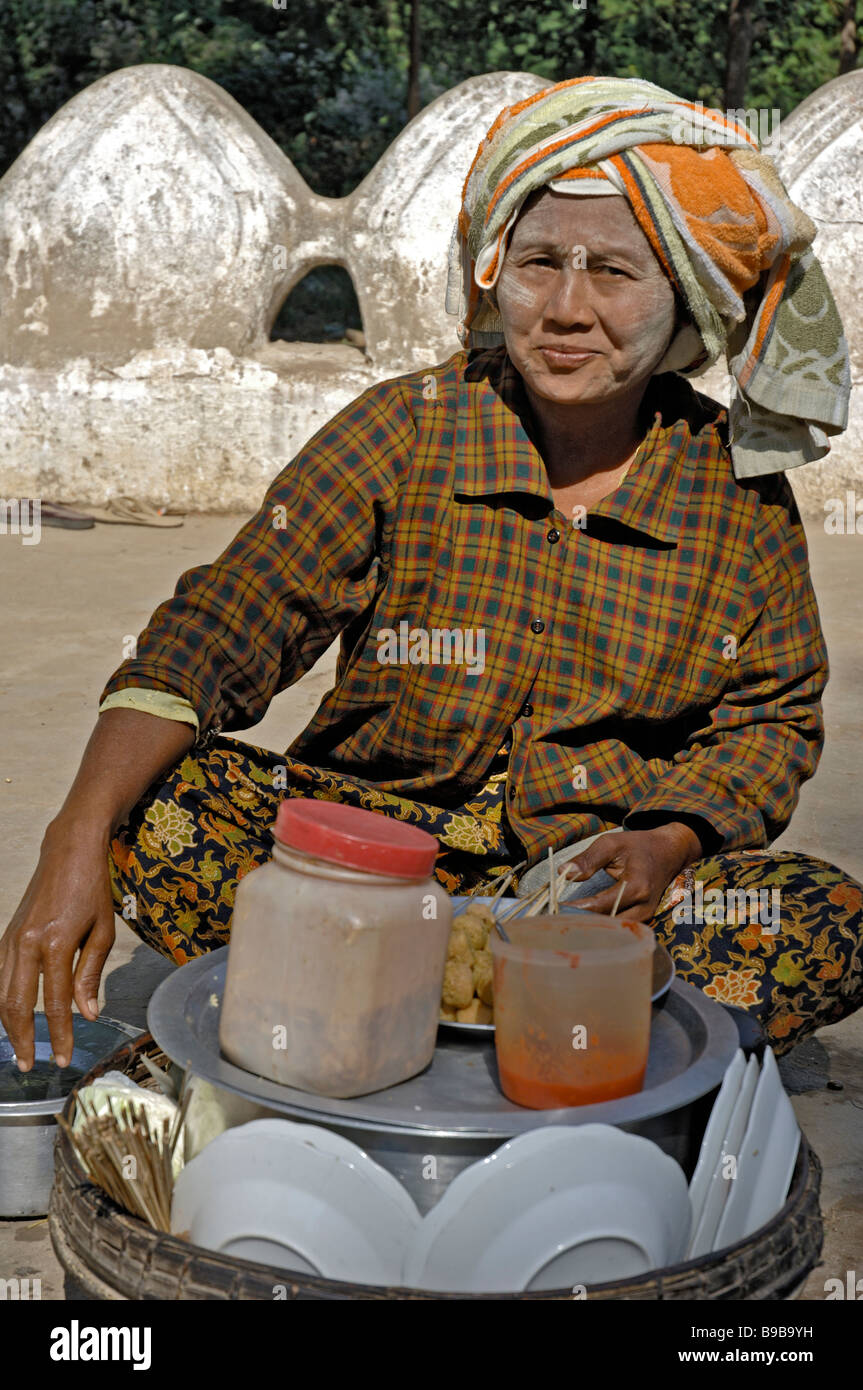 Thanaka face cream hi-res stock photography and images - Alamy