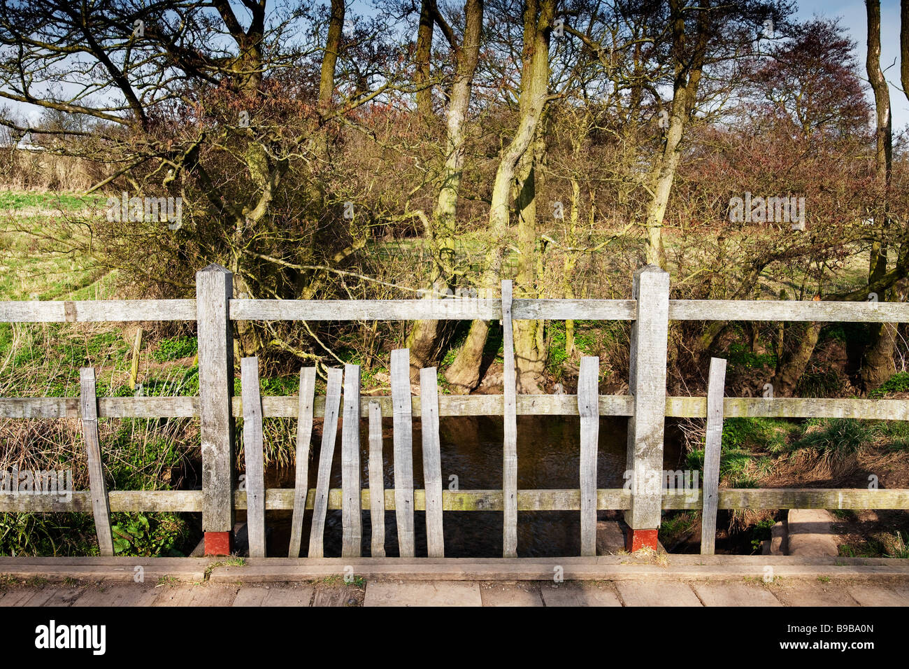 bridge over river on the millenium trail footpath kenilworth ...