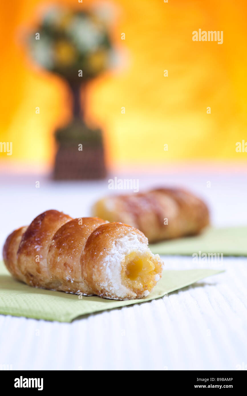 Italian butter cake hi-res stock photography and images - Alamy