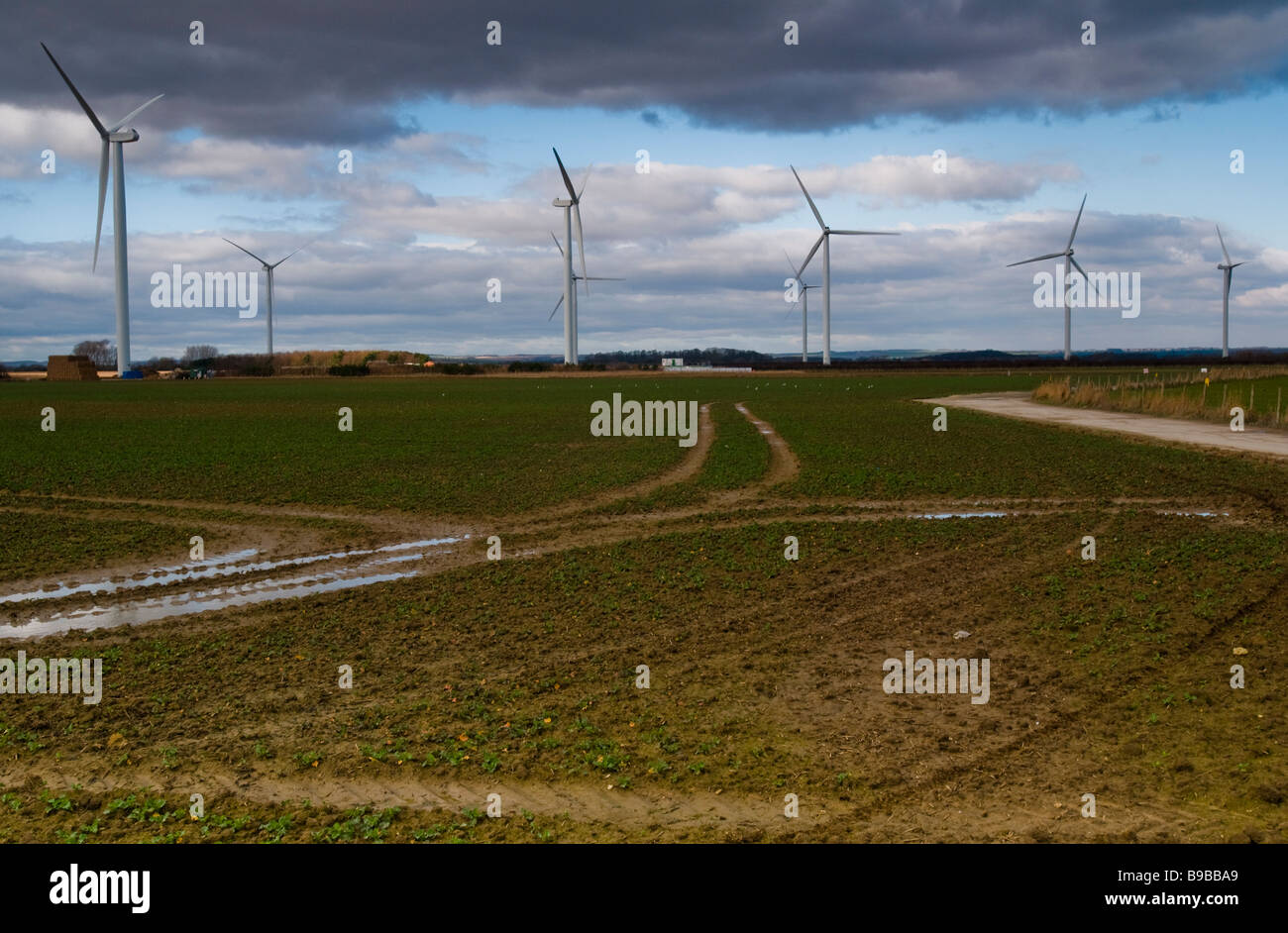 Wind turbines outside Beeford, East Yorkshire Stock Photo - Alamy