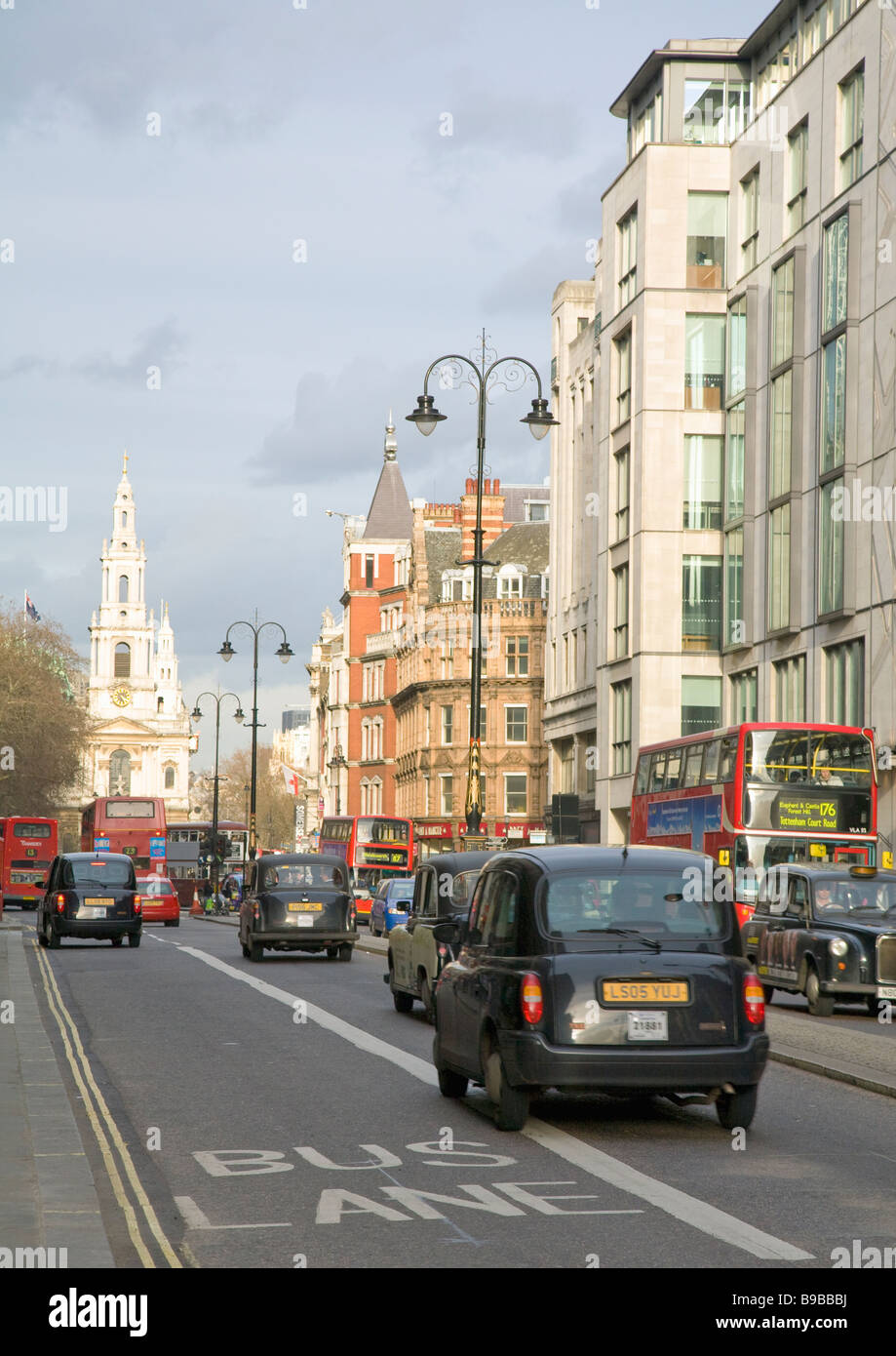 Mary le Strand Church and traffic in the Strand London England Great ...