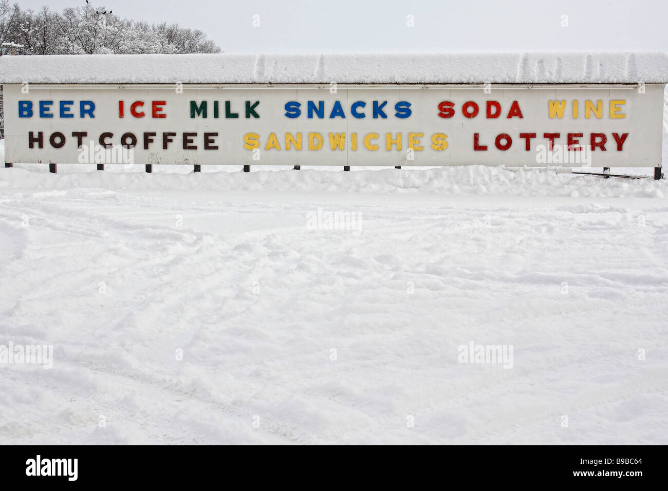 Tracks hi res hi-res stock photography and images - Alamy