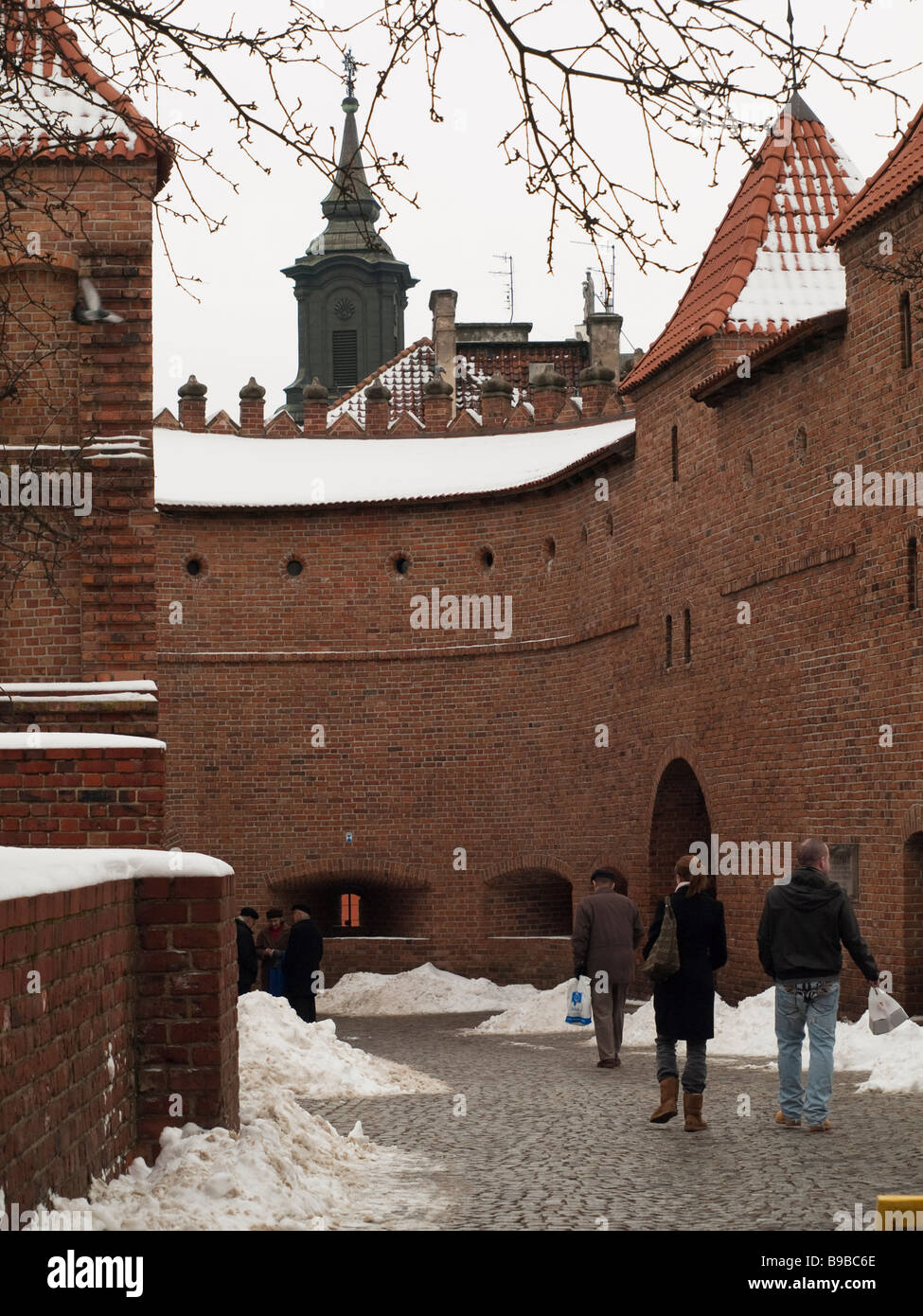 Historic warsaw barbican medieval hi-res stock photography and images ...