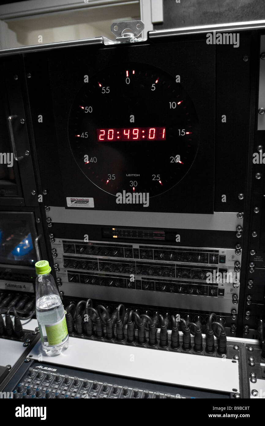 tv studio control room watch Stock Photo - Alamy