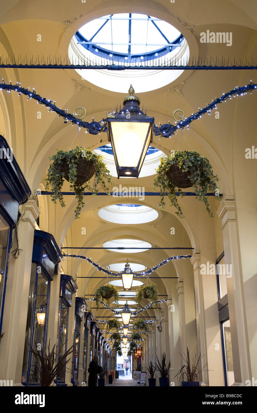 Royal opera arcade hi-res stock photography and images - Alamy