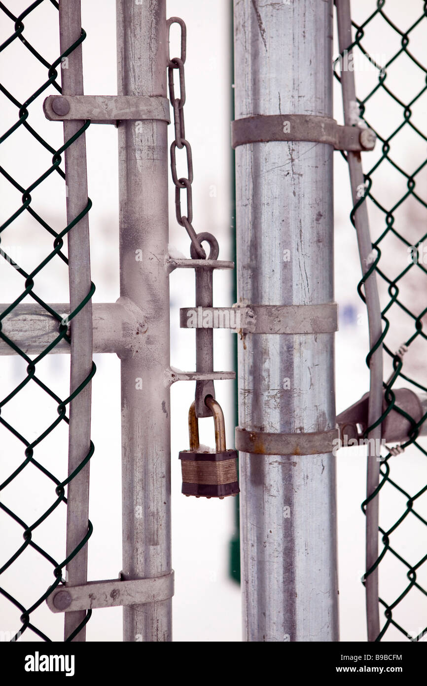 Paddle locked gate Stock Photo - Alamy