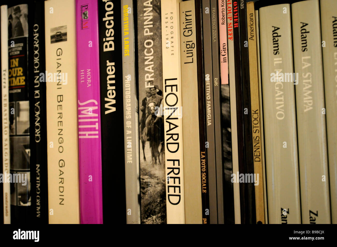 Make photo books hi-res stock photography and images - Alamy