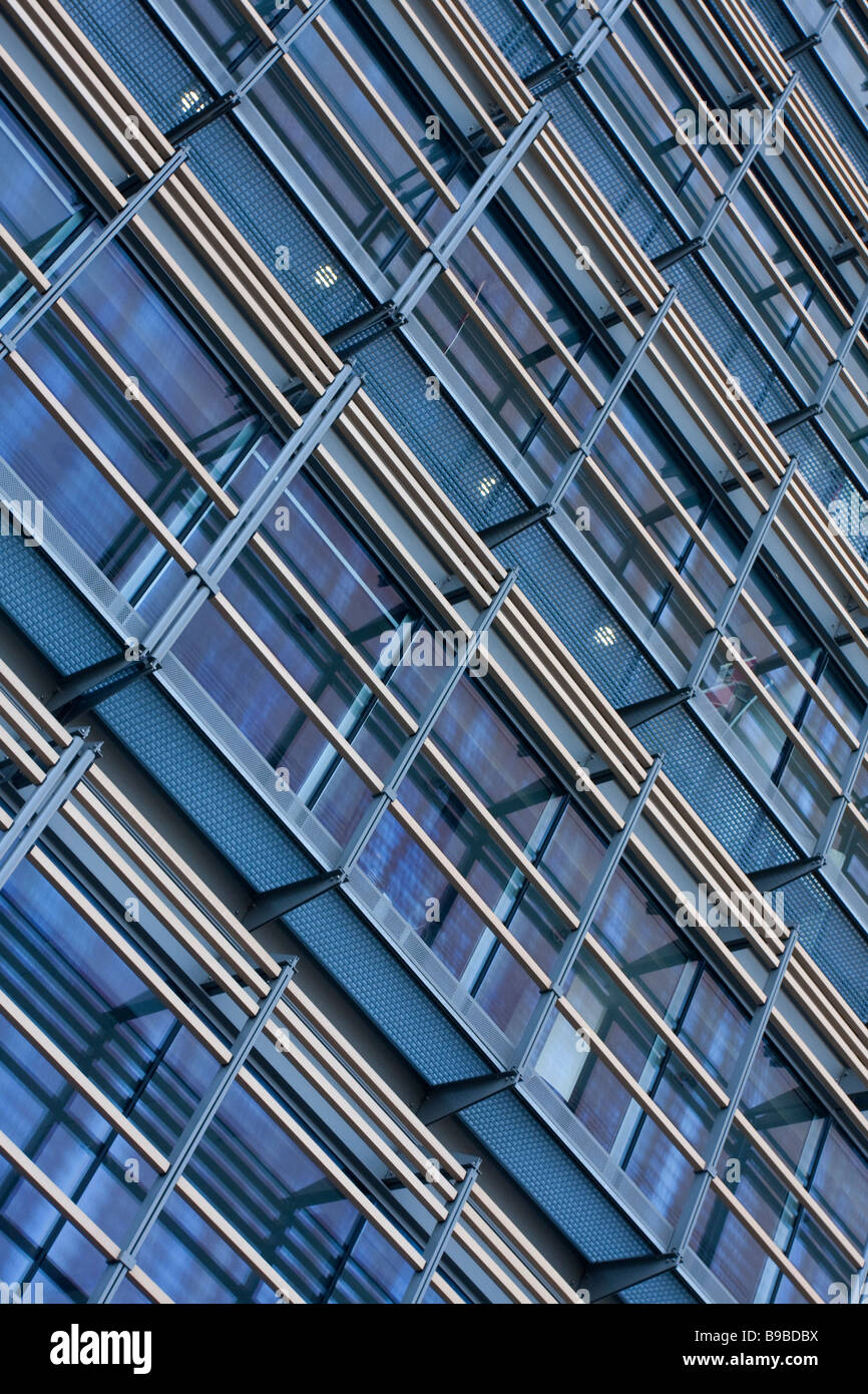 Light reflections in glass windows hi-res stock photography and images ...