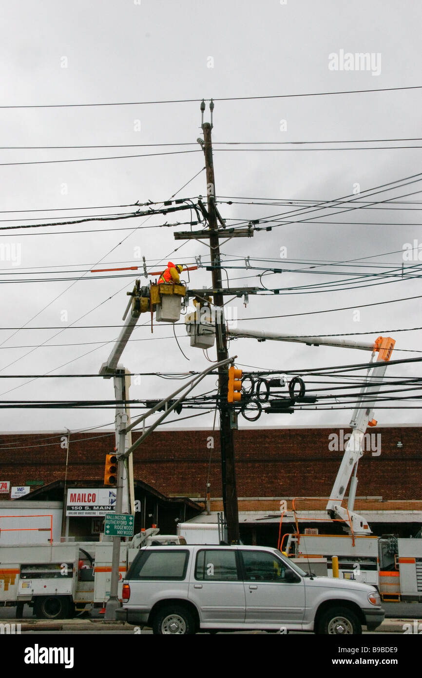 Repairing Telephone Lines Stock Photo - Alamy