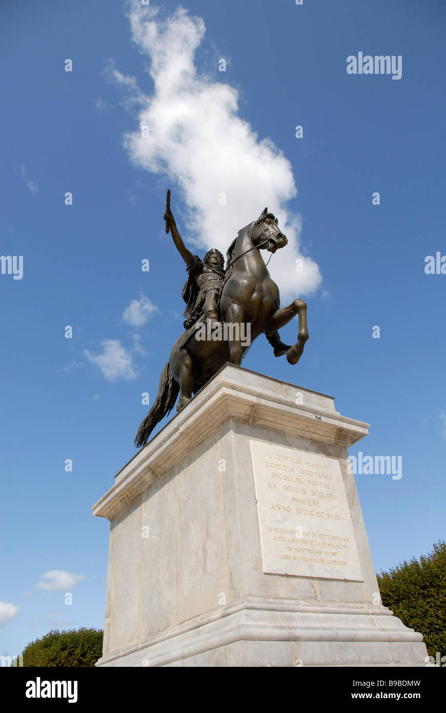 Statue louis XIV, Place du Peyrou, Montpellier, France Stock Photo - Alamy