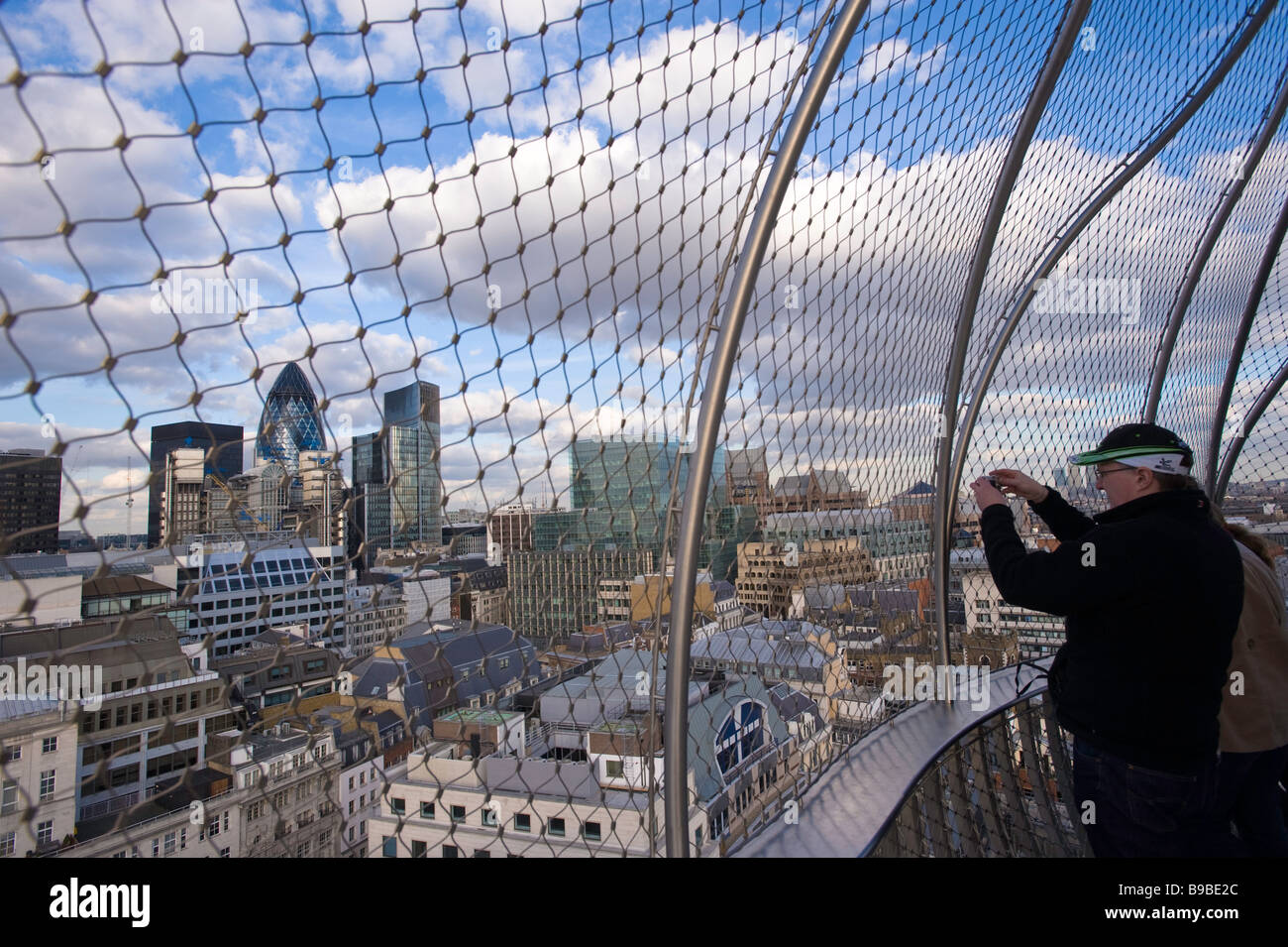 The monument london hi-res stock photography and images - Alamy