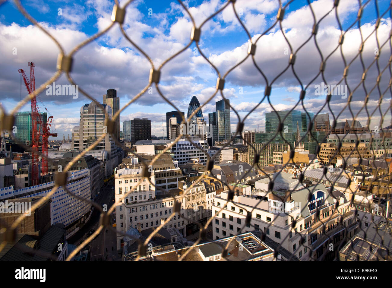 London the monument view hi-res stock photography and images - Alamy