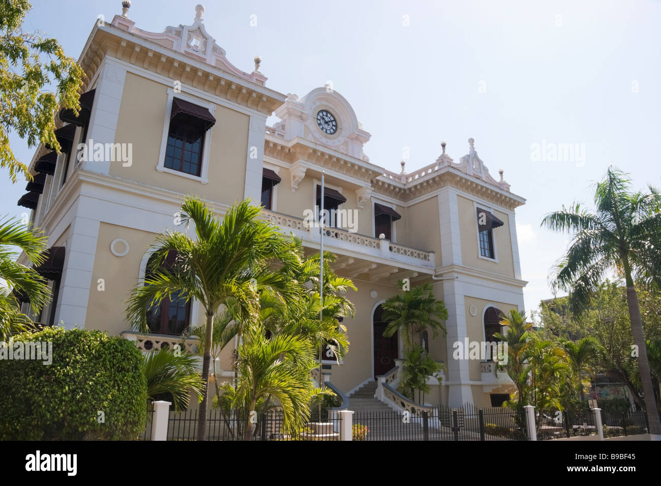 Generals building hi-res stock photography and images - Alamy