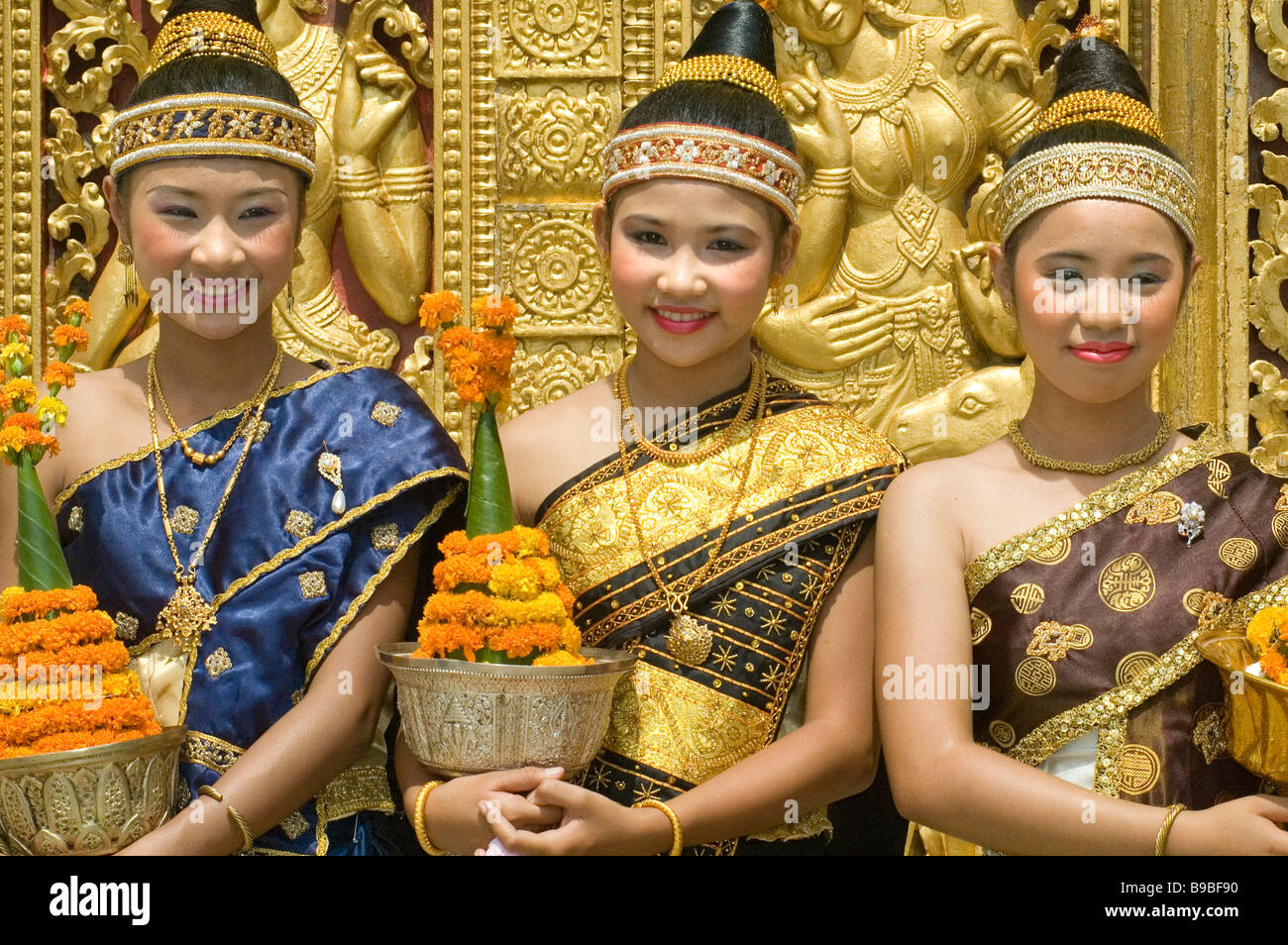 Luang Prabang bun pai Laos water festival parade girl pretty beauty ...