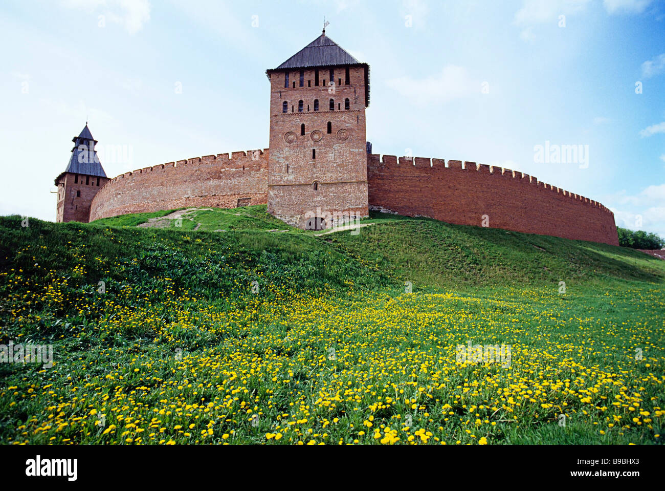 Medieval fortress walls in Novgorod Stock Photo - Alamy
