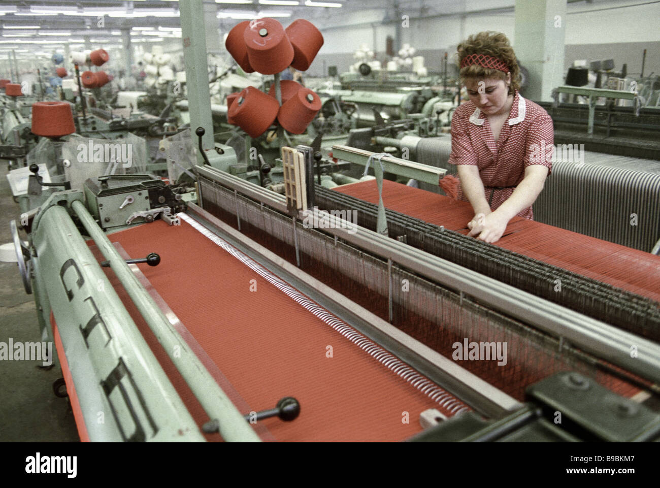 A weaver of the Monino Worsted Mill Stock Photo - Alamy