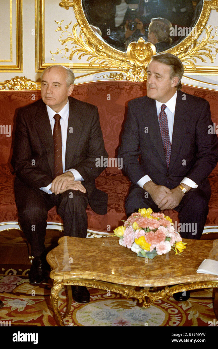 Brian Mulroney High Resolution Stock Photography and Images - Alamy