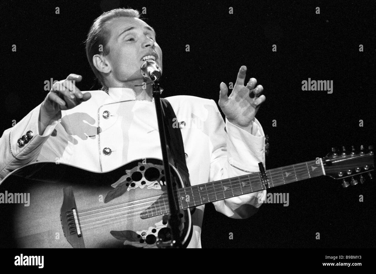 Alexander Malinin performing Stock Photo - Alamy