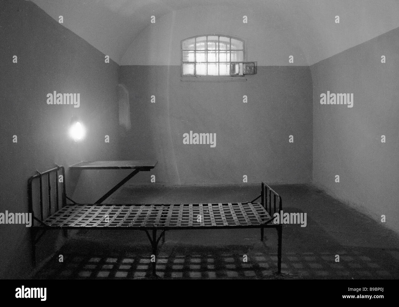 Solitary cell in the St Peter and Paul s fortress Stock Photo - Alamy
