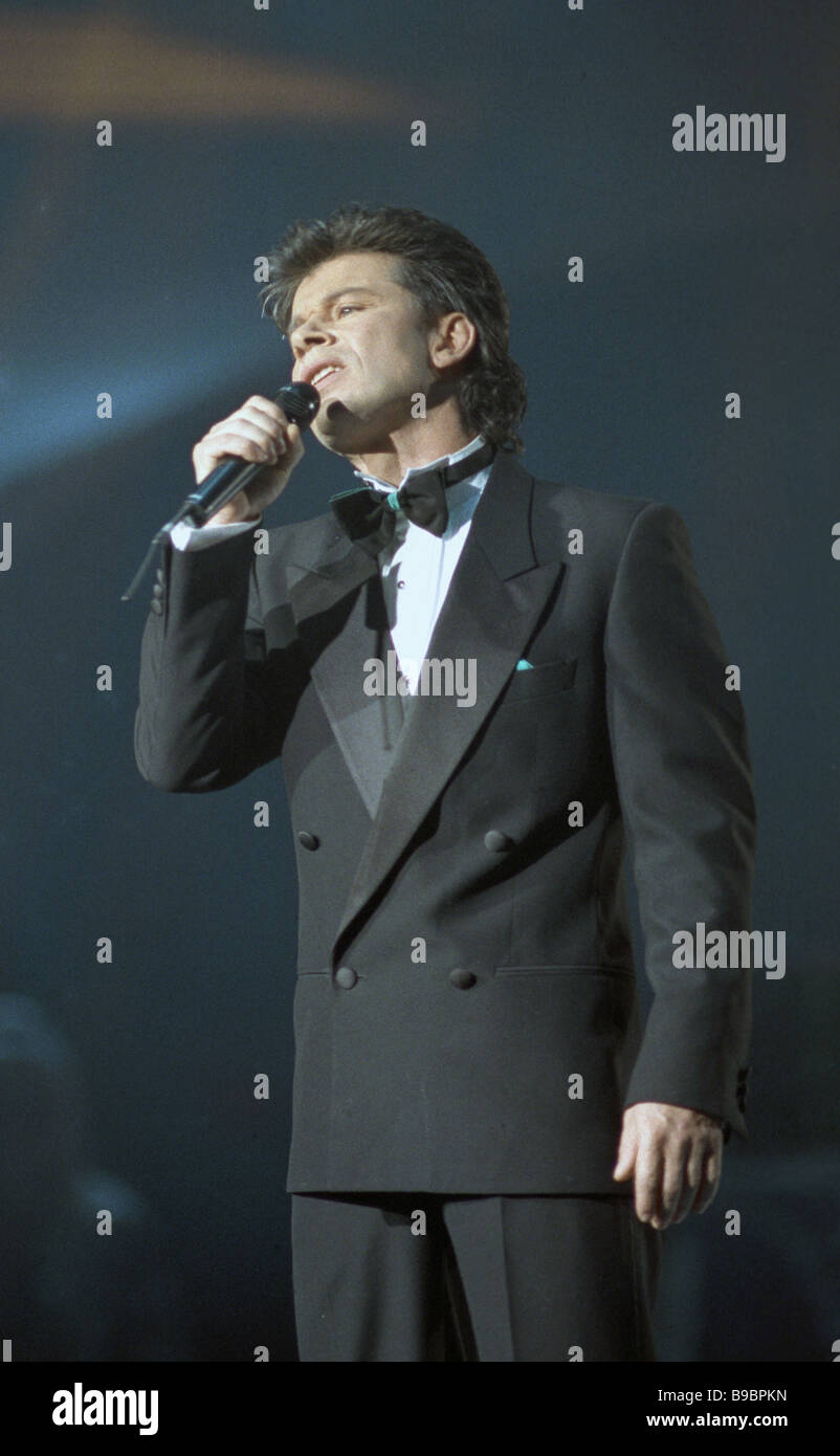 Variety singer Oleg Gazmanov Stock Photo - Alamy