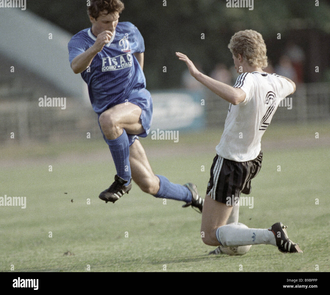 Forward of the USSR football team Oleg Protasov left Stock Photo - Alamy