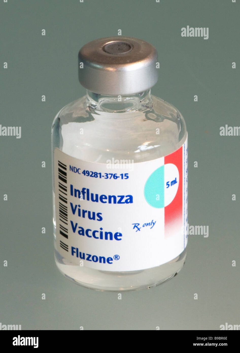vial of influenza virus vaccine Stock Photo - Alamy
