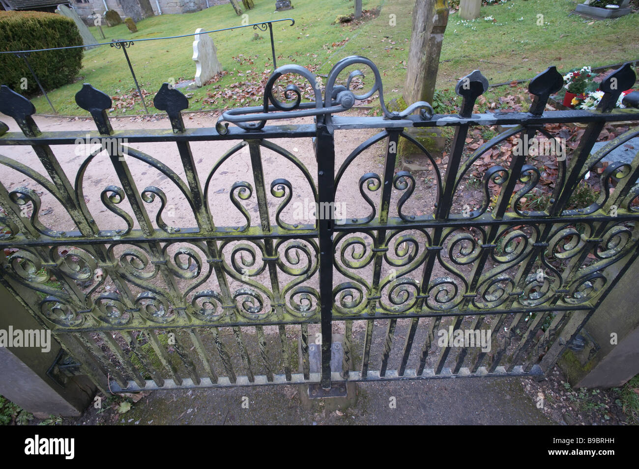 old gate entrance to churchyard Stock Photo - Alamy