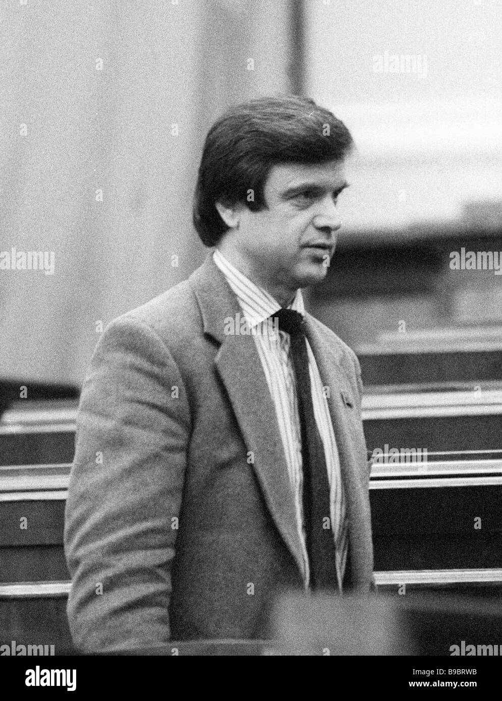 First Deputy Chairman of the RSFSR Supreme Soviet Ruslan Khasbulatov ...
