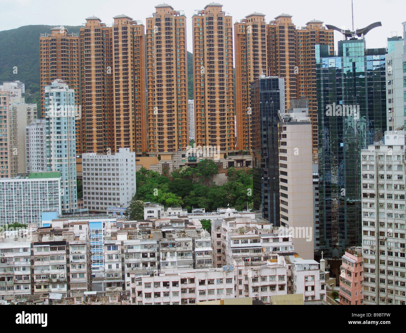 High rise residential houses in the Hong Kong center Stock Photo - Alamy